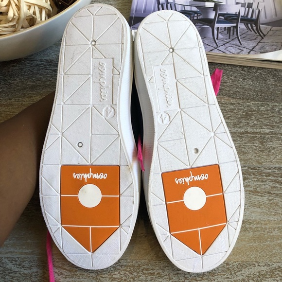 oomphies | Shoes | Oomphies Sam Sneaker | Poshmark